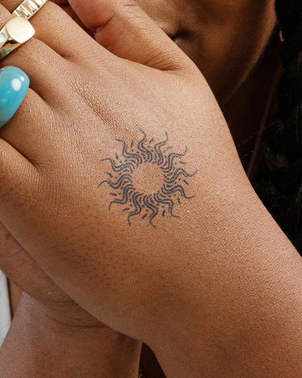 Simple Sun Henna